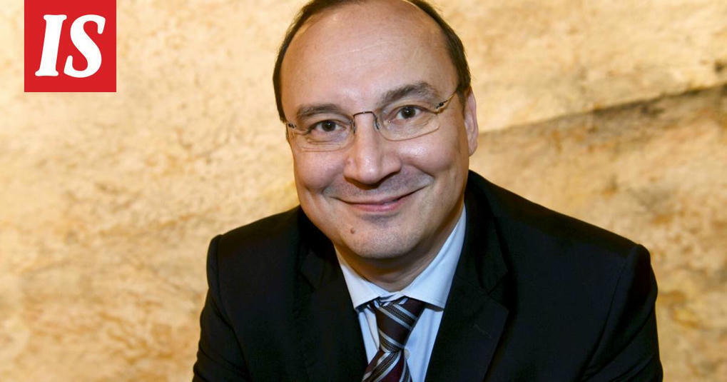 Suurlähettiläs Jari Vilén m&au...